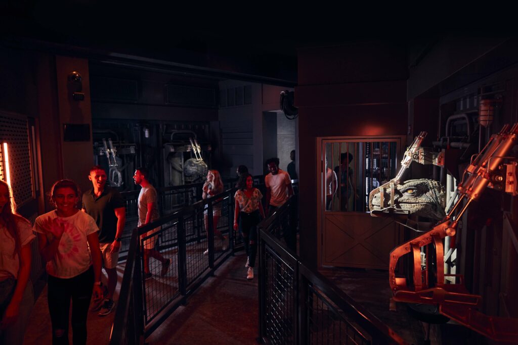 Jurassic World Velocicoaster - Creature Technology